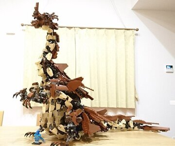 Lego Monster Hunter pinta genial.