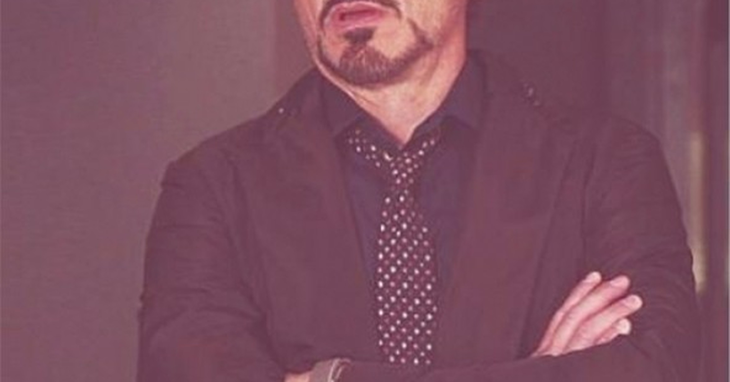 Cuánto cabrón / Por favor, cállate