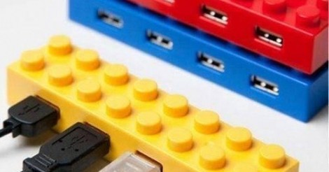 ¡Cuánta razón! / HUB USB LEGO