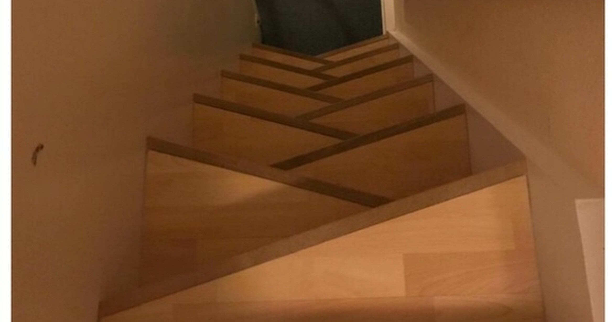 ¡Cuánta razón! / Extrañas y peligrosas escaleras que parece que fueron ...