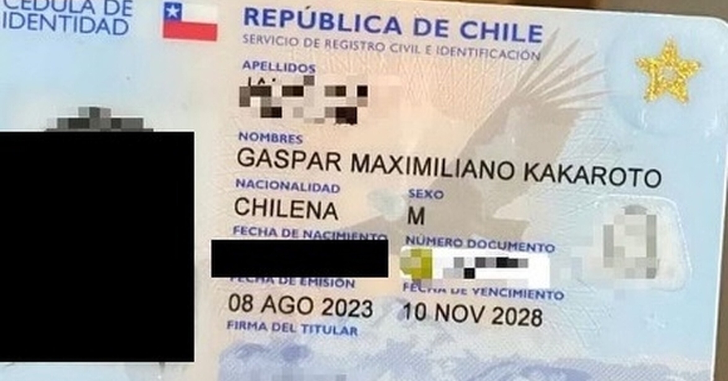 ¡Cuánta razón! / Con ese nombre lo tiene todo hecho