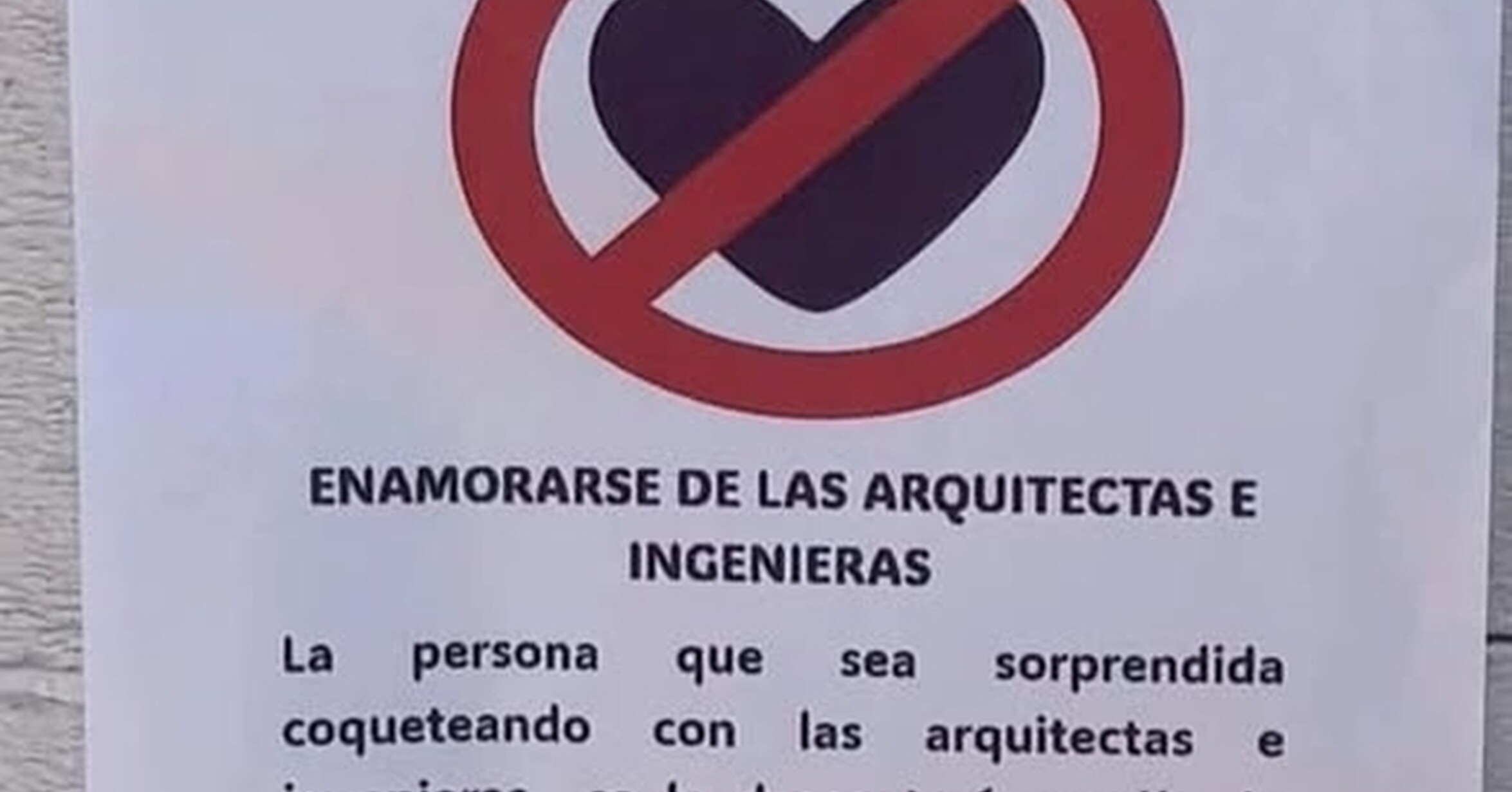 ¡Cuánta razón! / Prohibición laboral