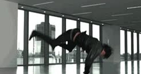 ¡Vaya GIF! / Breakdance con matrix