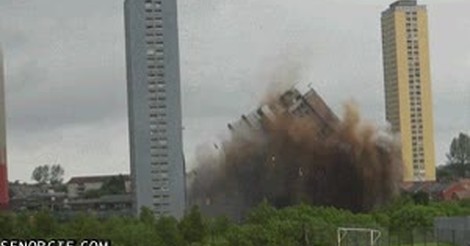 ¡Vaya GIF! / Derrumbe de un edificio