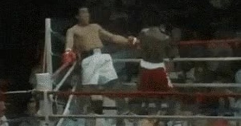 ¡Vaya GIF! / Muhammad Ali esquiva 21 puñetazos en 10 segundos