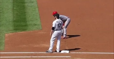 ¡Vaya GIF! / En el baseball no puedes perder de vista la pelota ni un ...
