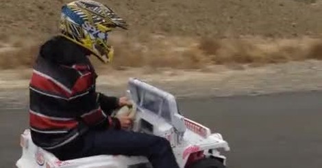 ¡Vaya GIF! / La carrera anual de descenso en cochecitos de juguete de ...