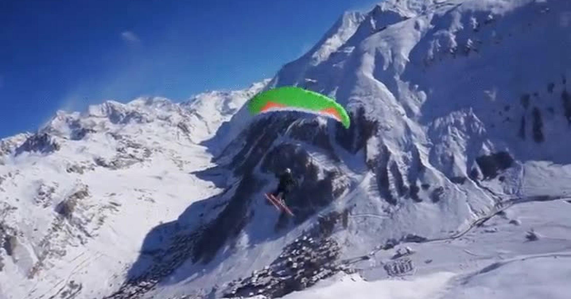 ¡Vaya GIF! / La forma más espectacular de descender por los Alpes