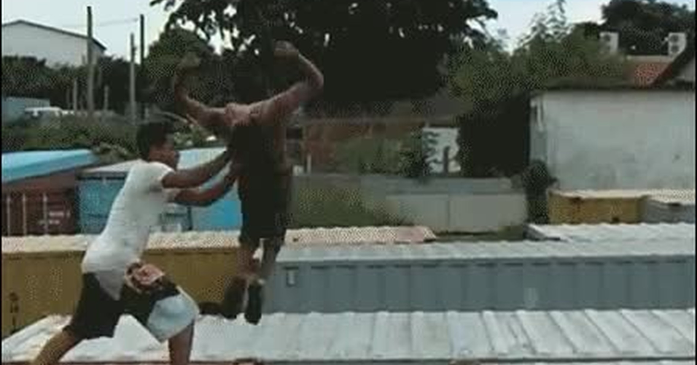 ¡Vaya GIF! / Haciendo un backflip en modo cooperativo