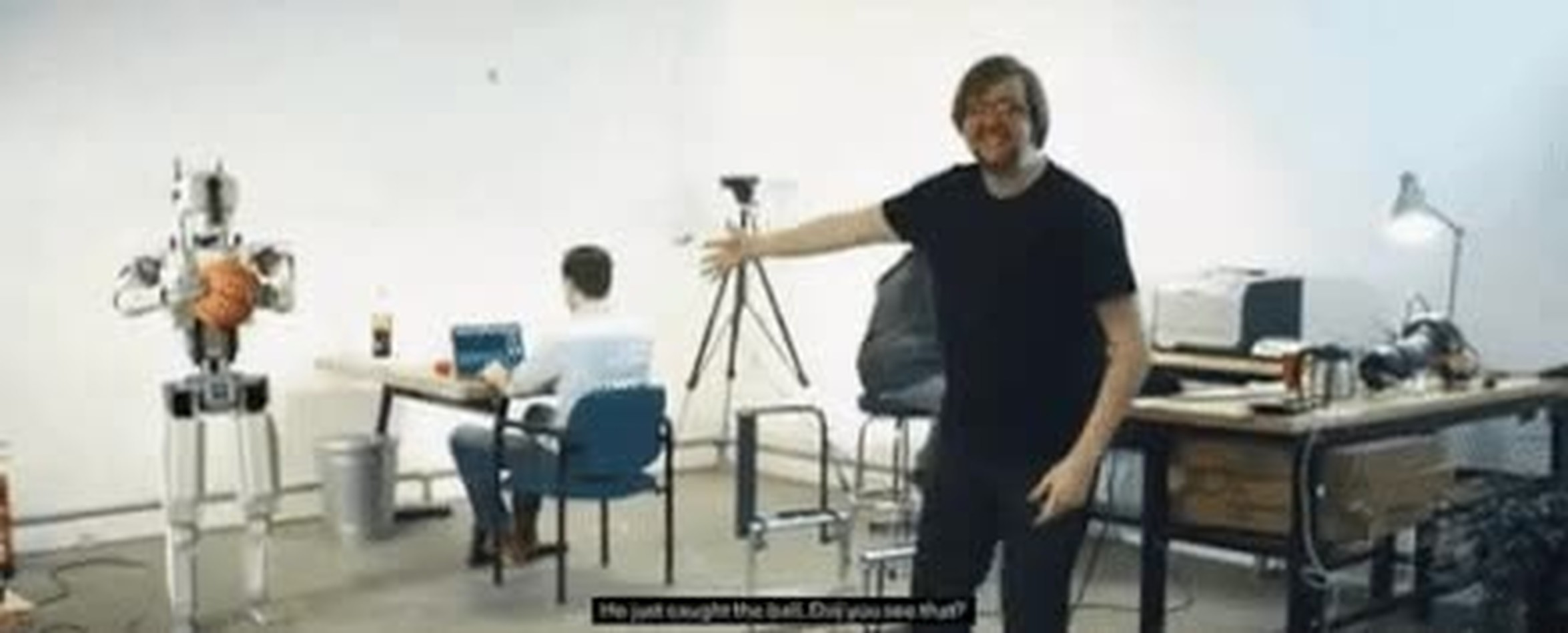 ¡Vaya GIF! / Esquiva esto, sucio humano