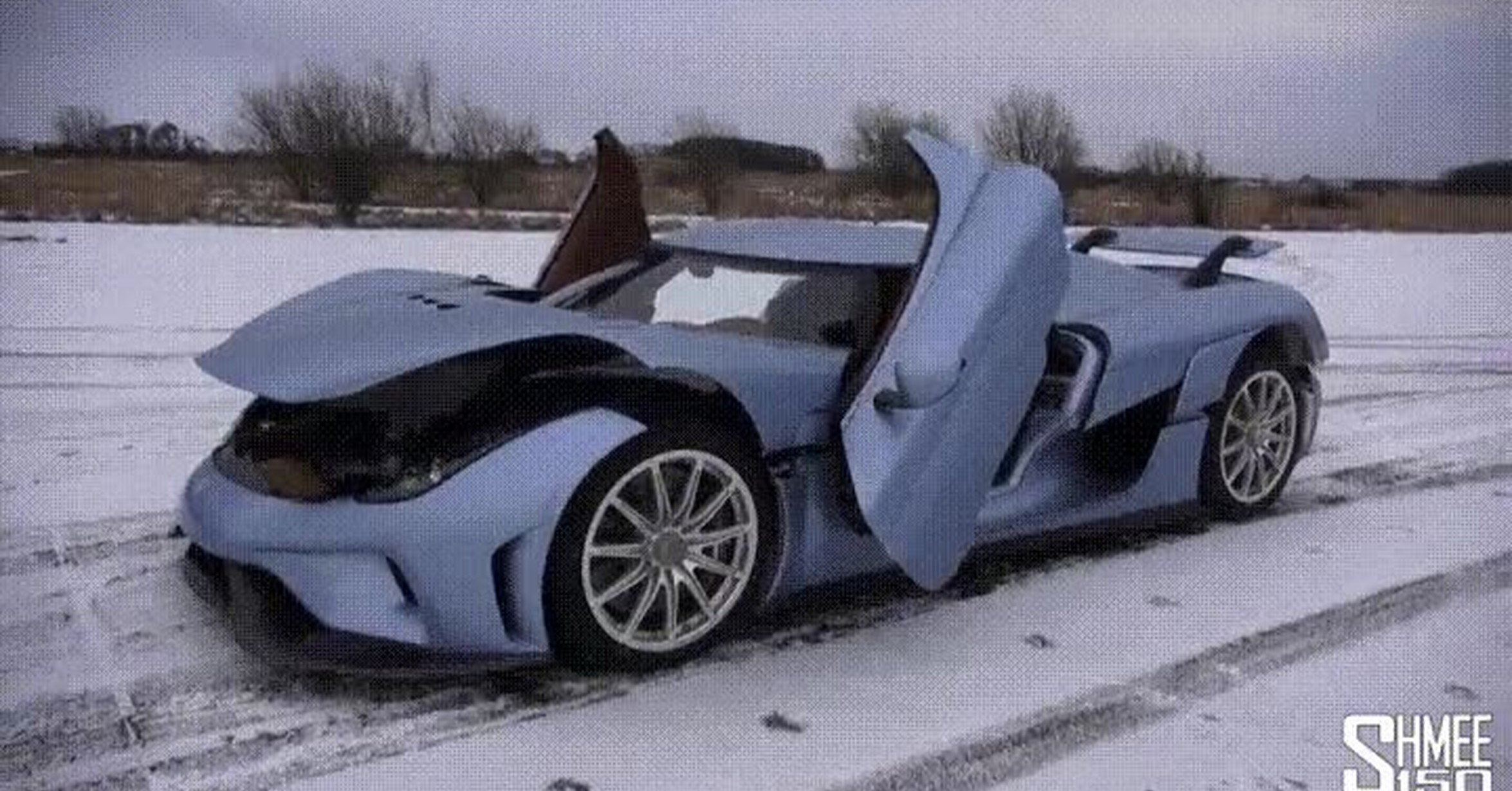 ¡Vaya GIF! / El espectacular Koenigsegg Regera en acción
