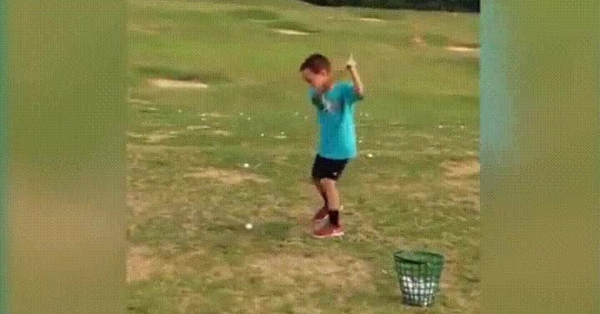 ¡Vaya GIF! / Creo que necesita mejorar su hándicap