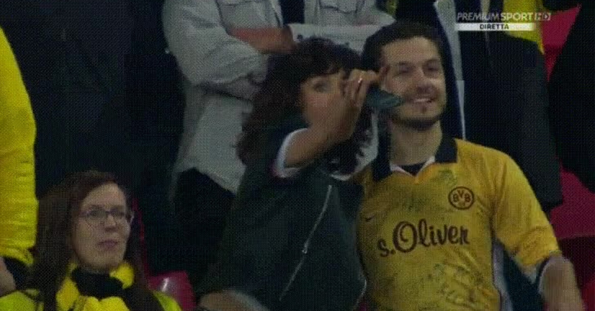 ¡Vaya GIF! / Este chico ha evitado un desmadre en el último segundo