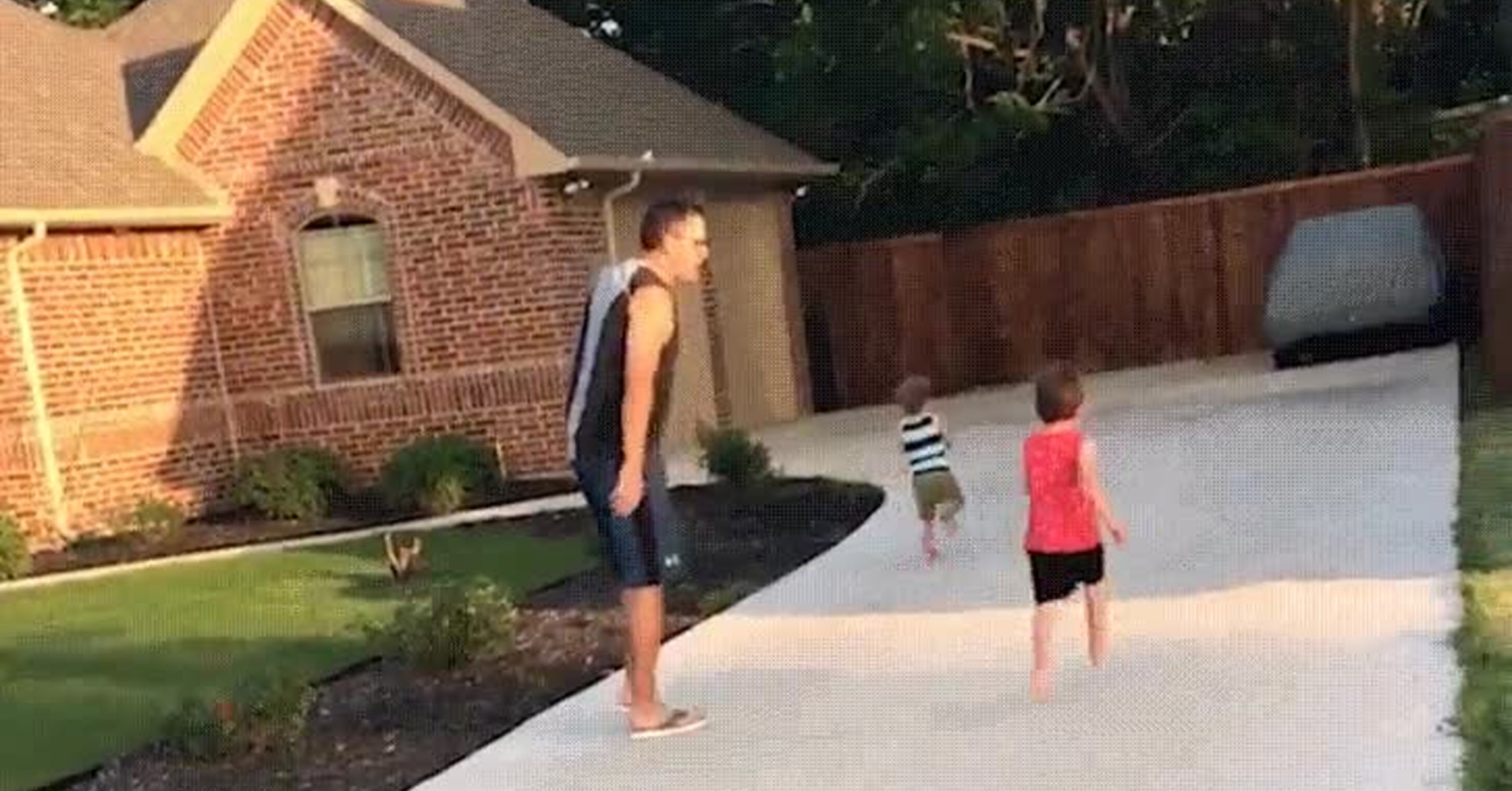 ¡Vaya GIF! / El primero que toque la pared gana