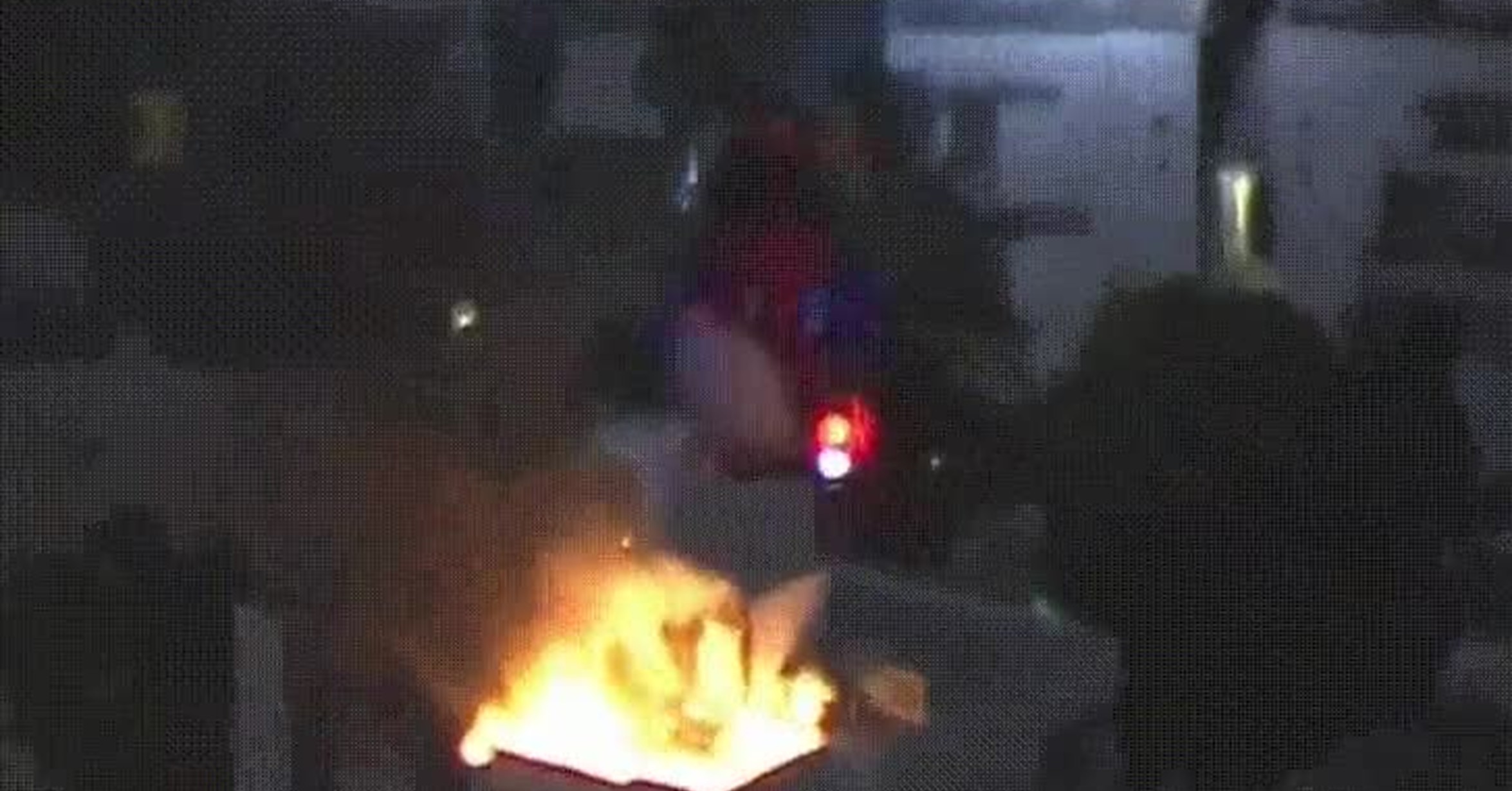 ¡Vaya GIF! / La forma más rápida y efectiva de apagar un incendio