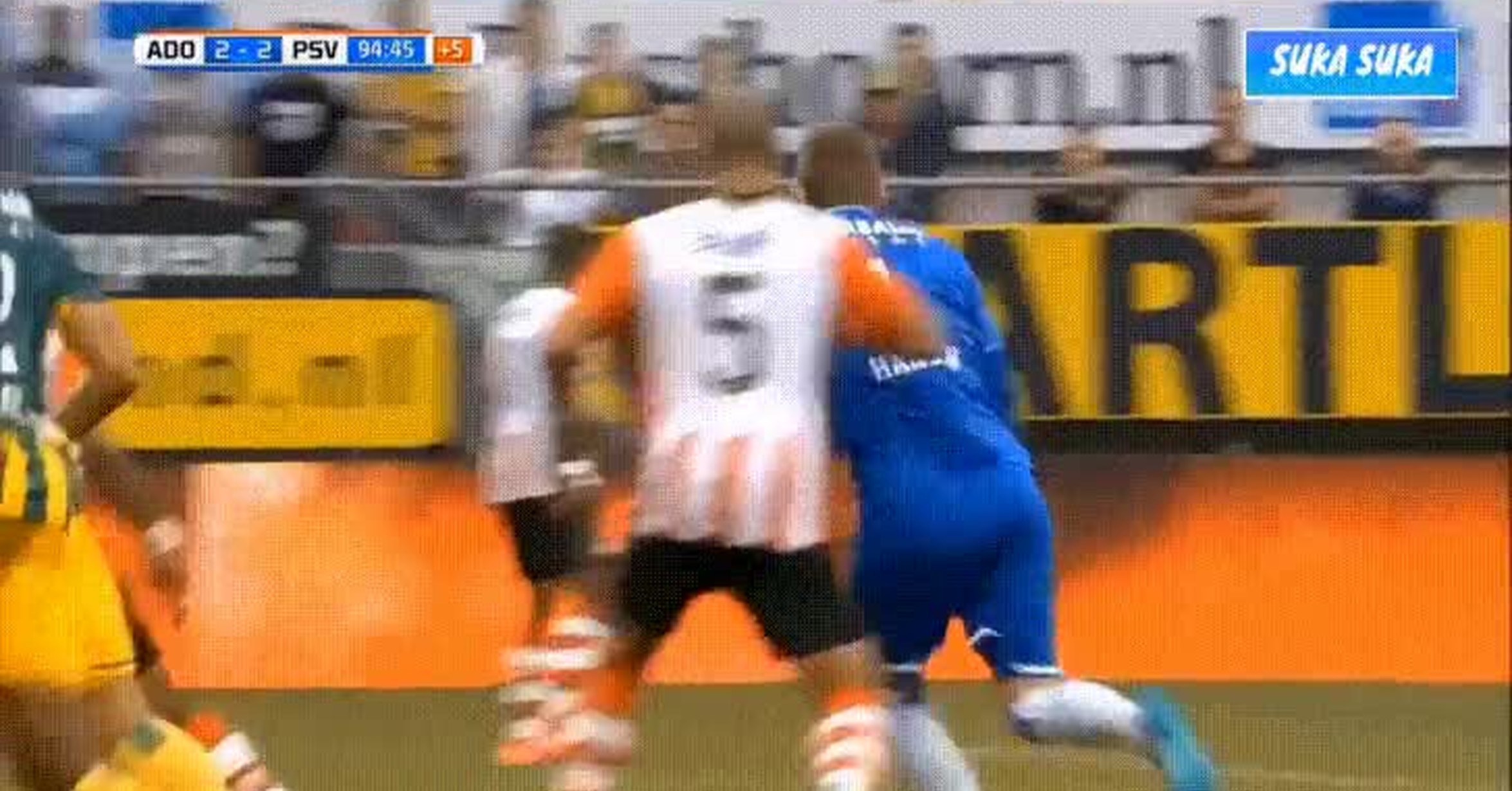 ¡Vaya GIF! / Porteros que meten goles sencillamente espectaculares