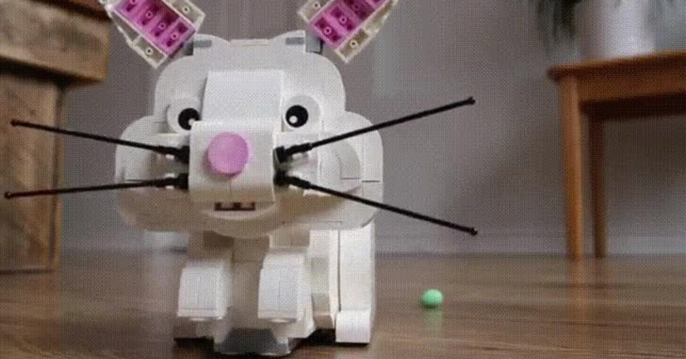 ¡Vaya GIF! / Crean un conejo robot con todo lujo de detalle