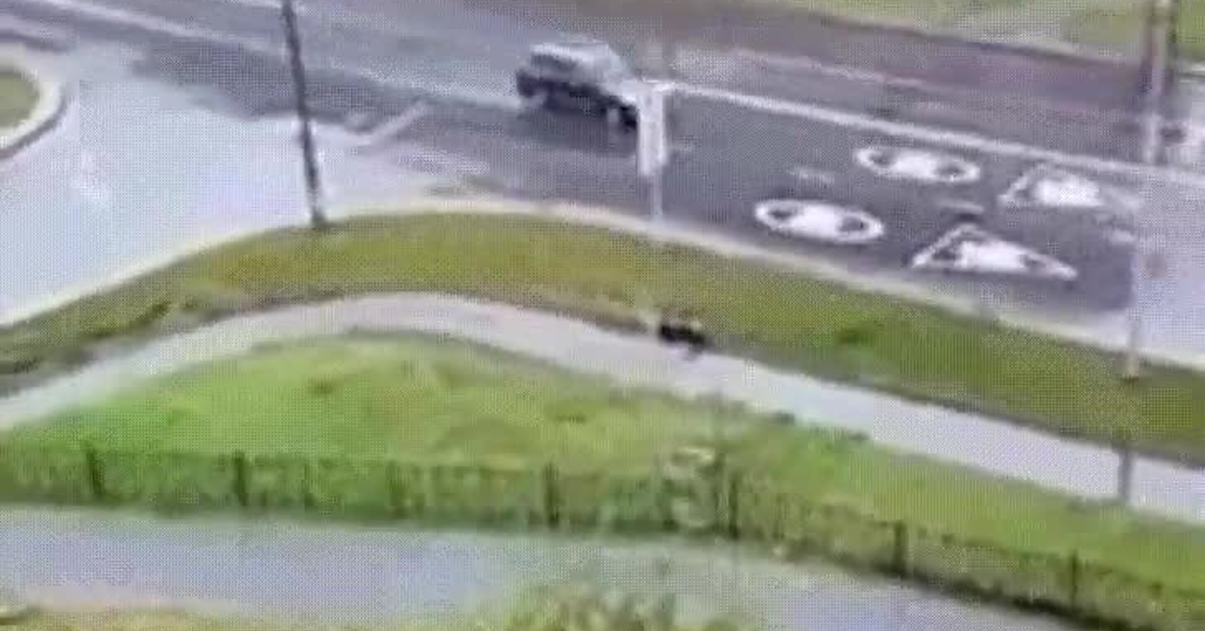 ¡Vaya GIF! / Gente que no sabe conducir en condiciones metereológicas ...