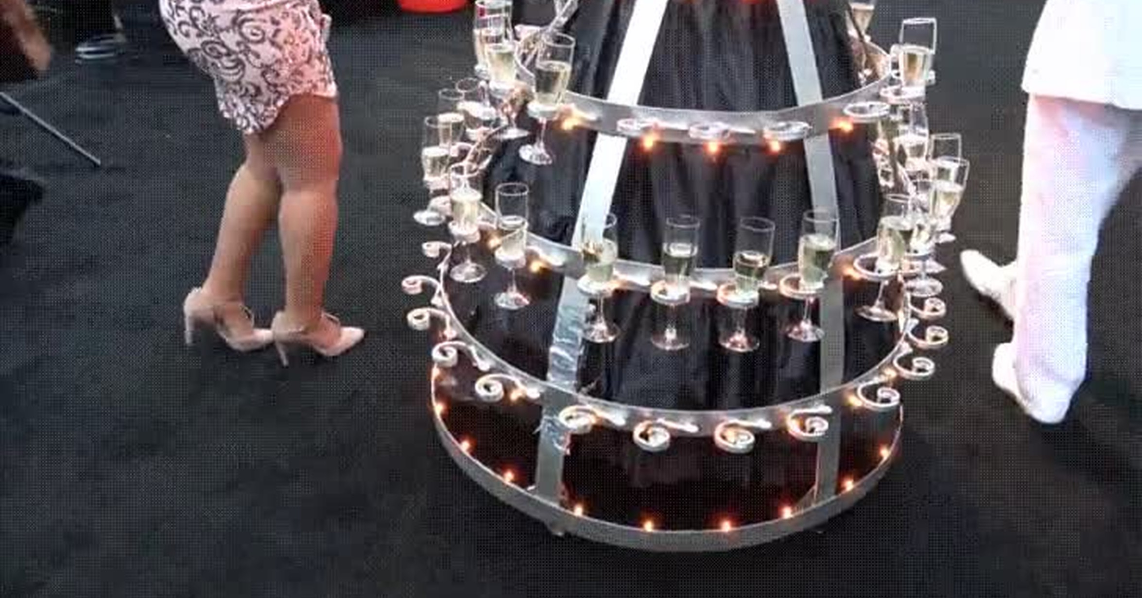 ¡Vaya GIF! / Yo invito a las bebidas, no te preocupes