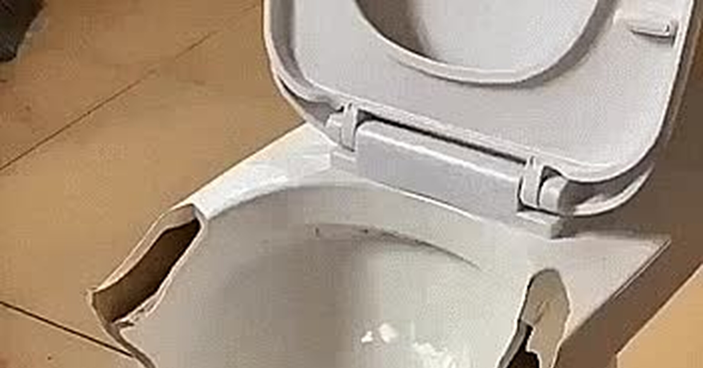 ¡Vaya GIF! / Algunos tendrian que limpiar el lavabo de casca con esto