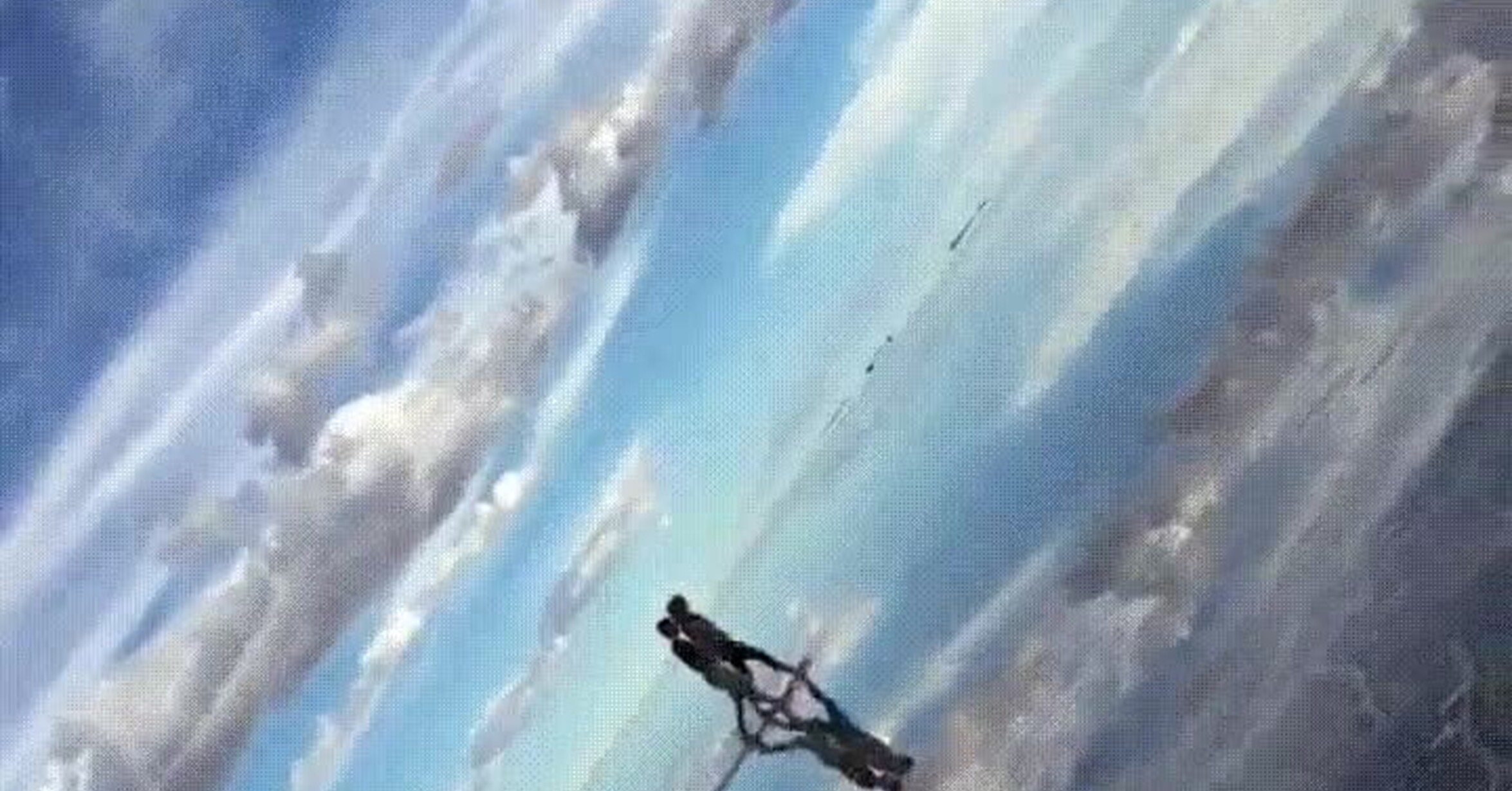 ¡Vaya GIF! / Parece el reflejo de un espejo y es una maravilla