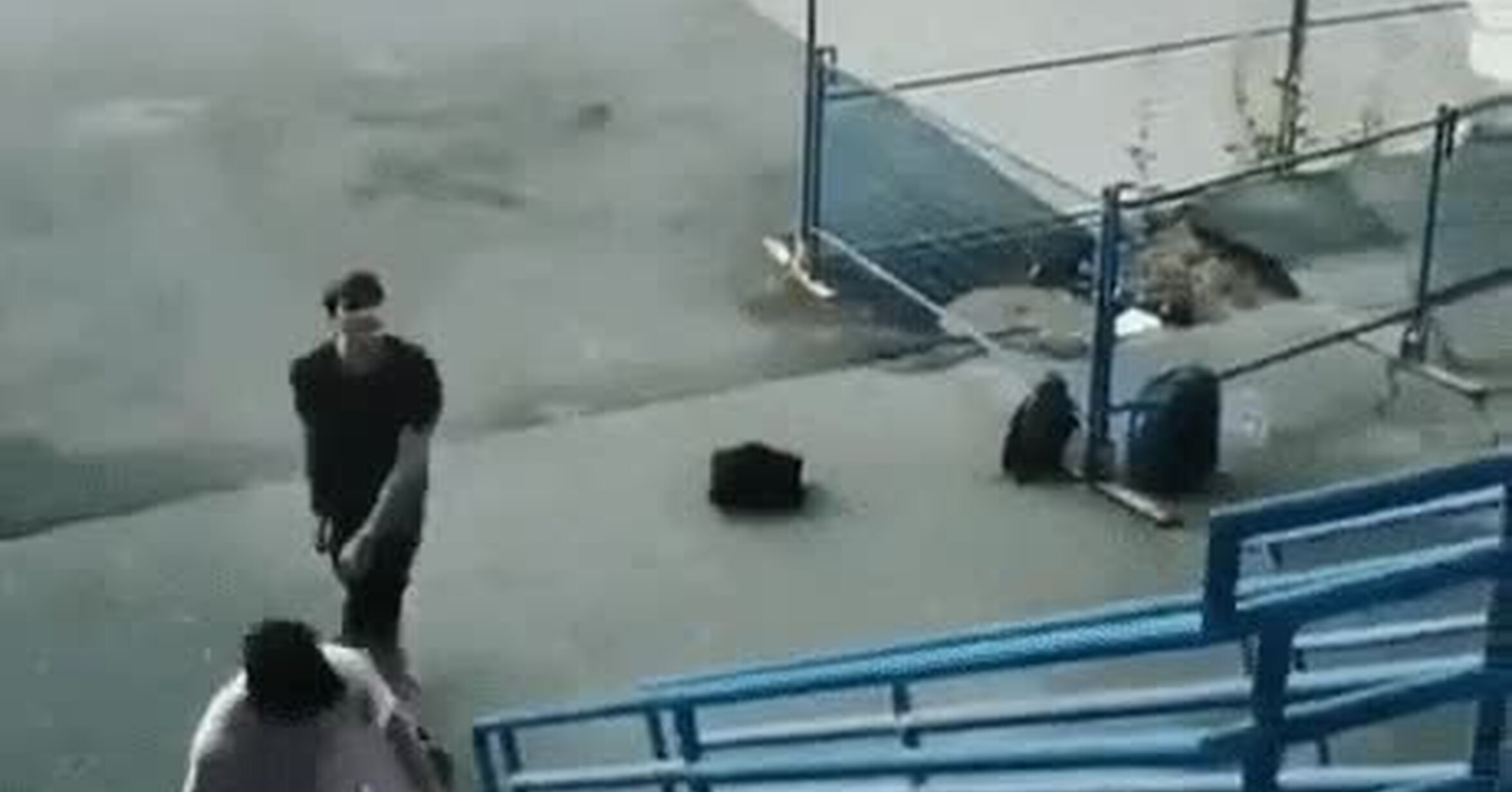 ¡Vaya GIF! / Nada raro por aquí