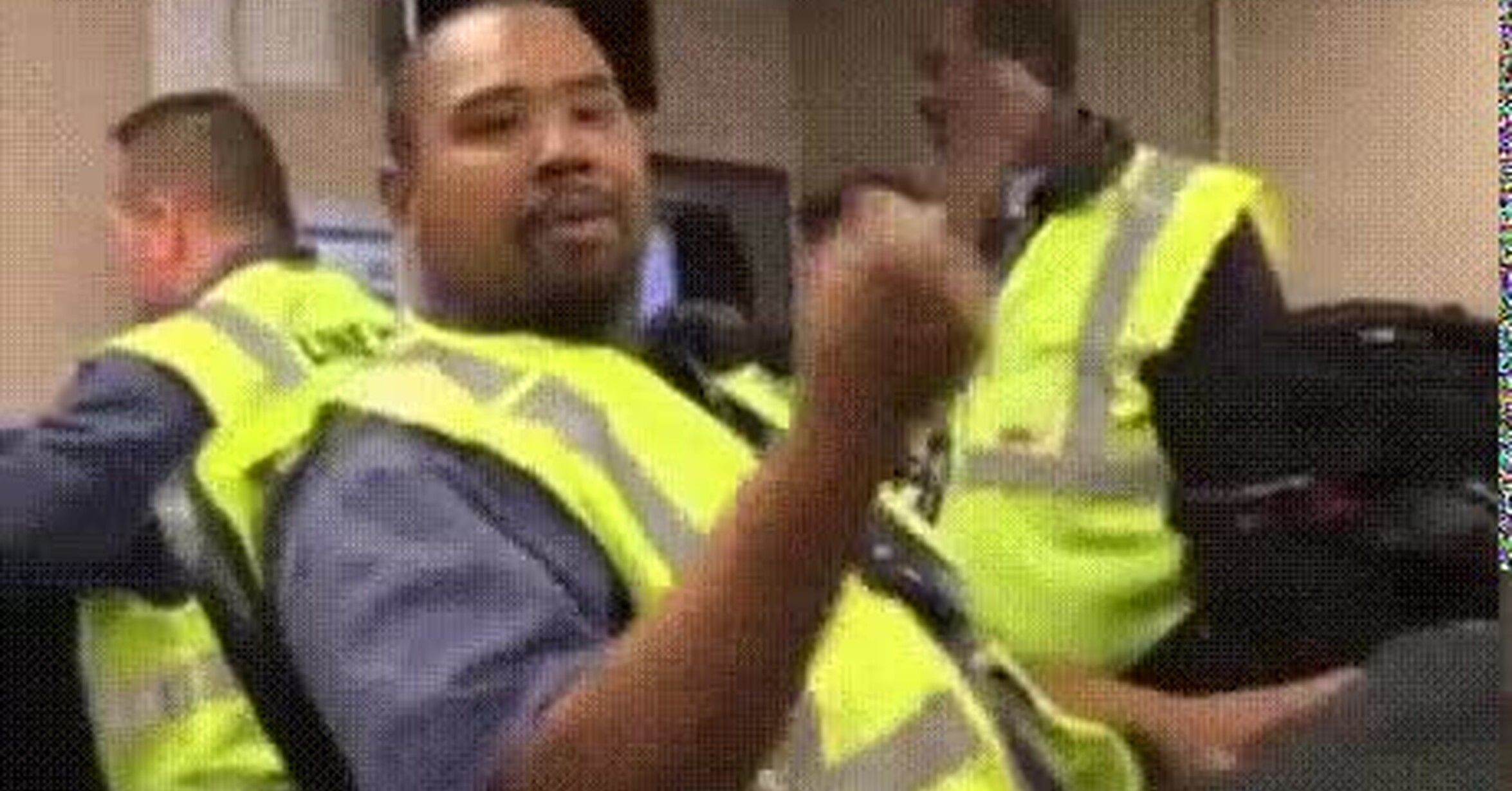 ¡Vaya GIF! / Tiene un dedo extrañamente largo