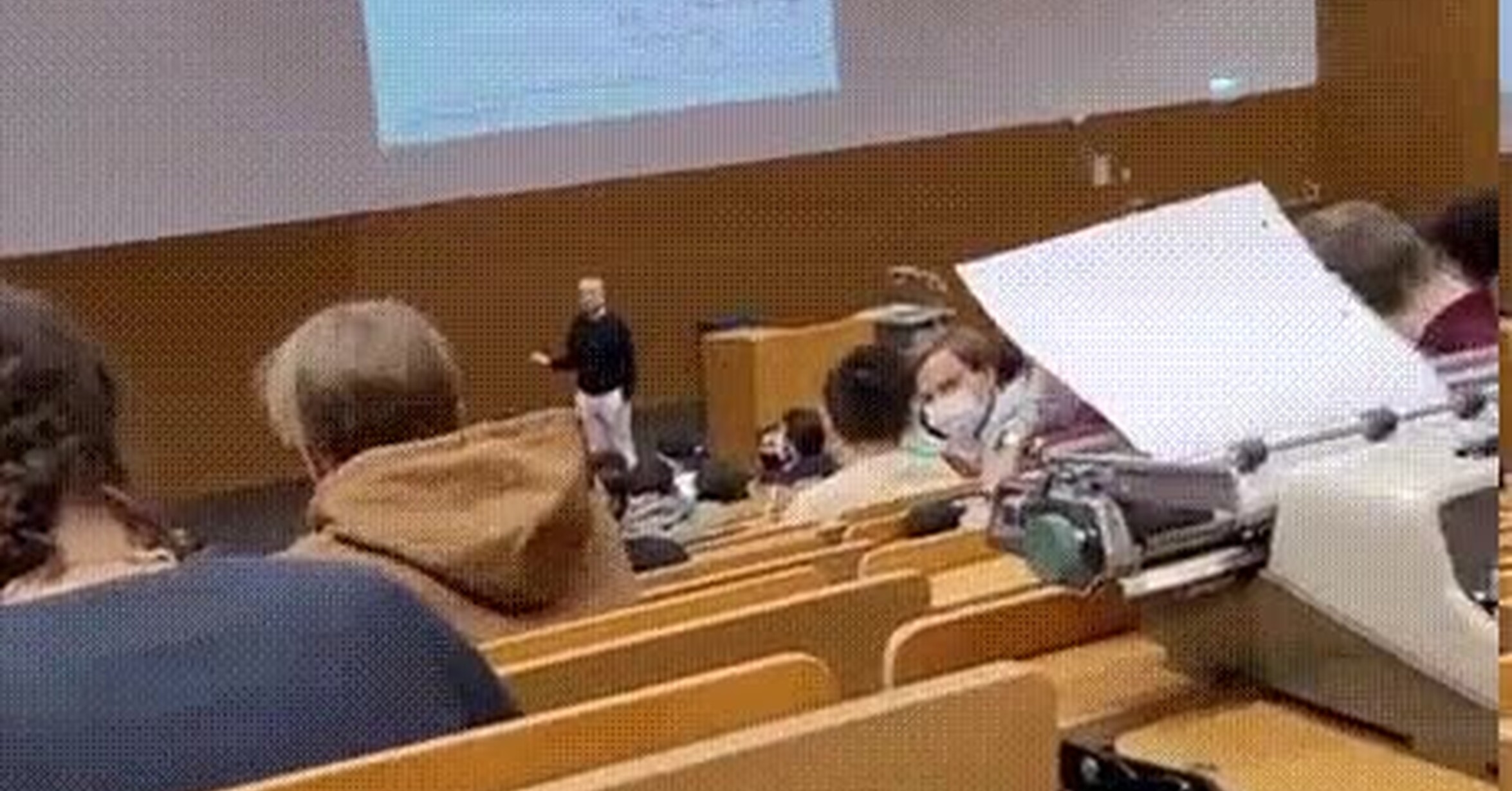 ¡Vaya GIF! / Nunca había visto una de estas en una clase de la uni