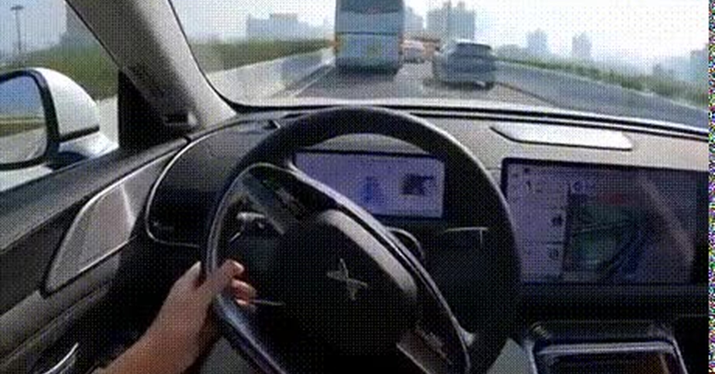 ¡Vaya GIF! / No confíes al 100% en el piloto automático