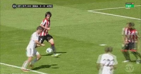 [ MEMEDEPORTES ] GIF: Le costará adaptarse entre tanta estrella, decían