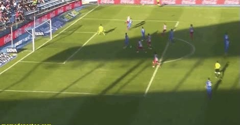 [ MEMEDEPORTES ] GIF: Madrid, ¿pensaba que lo tendrías tan fácil? Godín ...