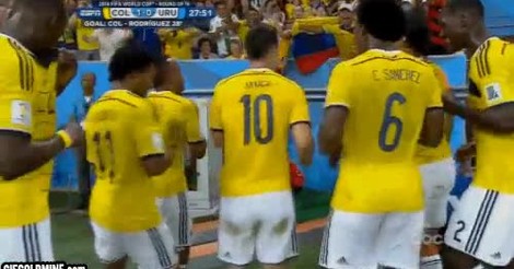 [ MEMEDEPORTES ] GIF: A ritmo de baile, Colombia va ganando