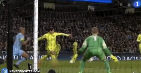 [ MEMEDEPORTES ] GIF: Goooooool de Suárez, que rompe con su maldición