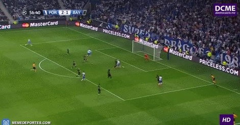 [ MEMEDEPORTES ] GIF: ¡Vaya paradón de Neuer a un imparable Oporto!