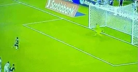 [ MEMEDEPORTES ] GIF: El gol de Guardado que sirve para pasar a semifinales