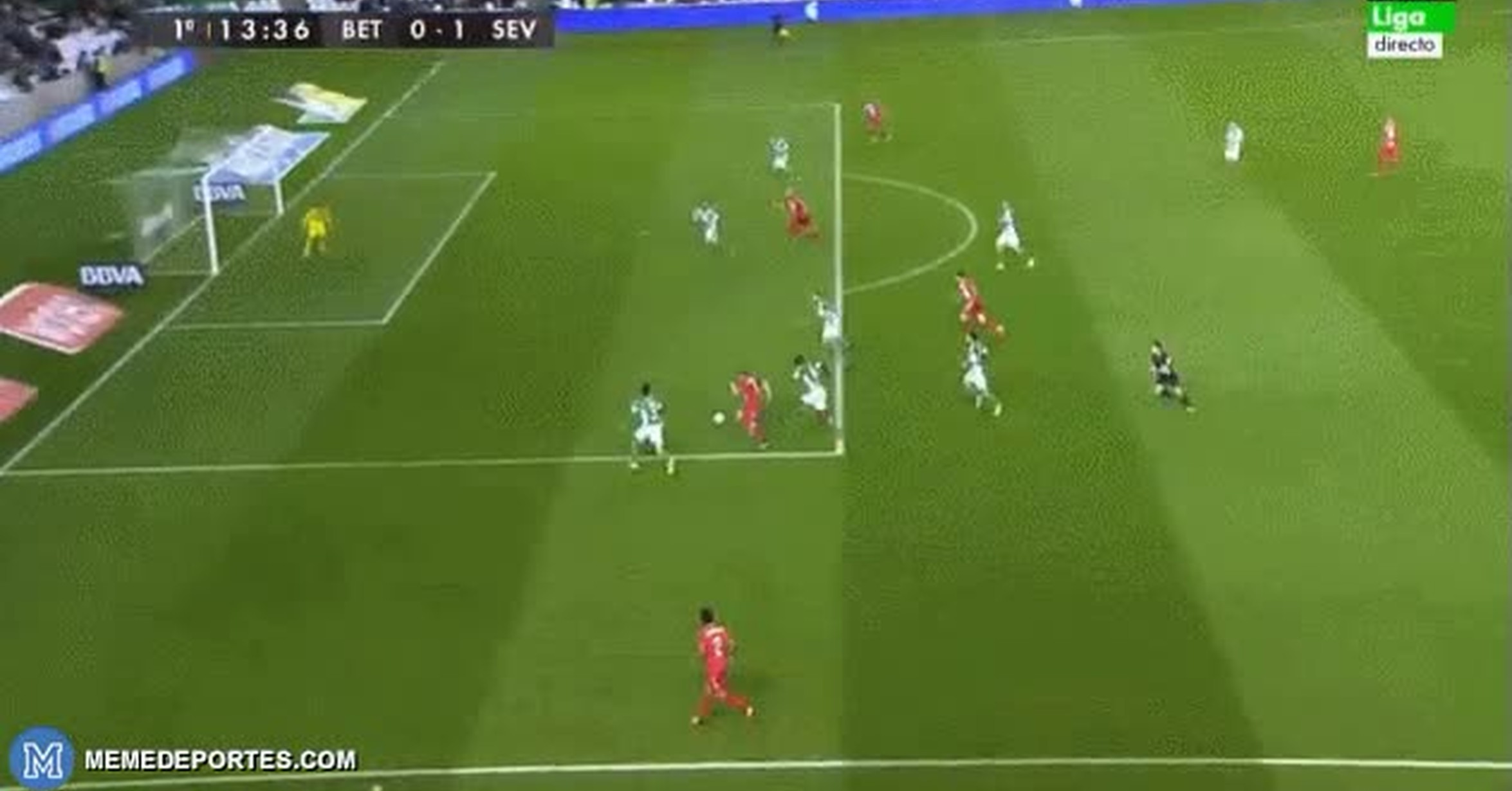 [ MEMEDEPORTES ] GIF: Gooool de Krohn-Dehli para el Sevilla que se ...