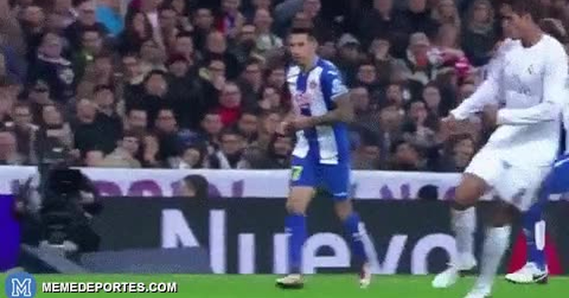 [ MEMEDEPORTES ] GIF: La ruleta de Varane ante el Espanyol, lo que le ...