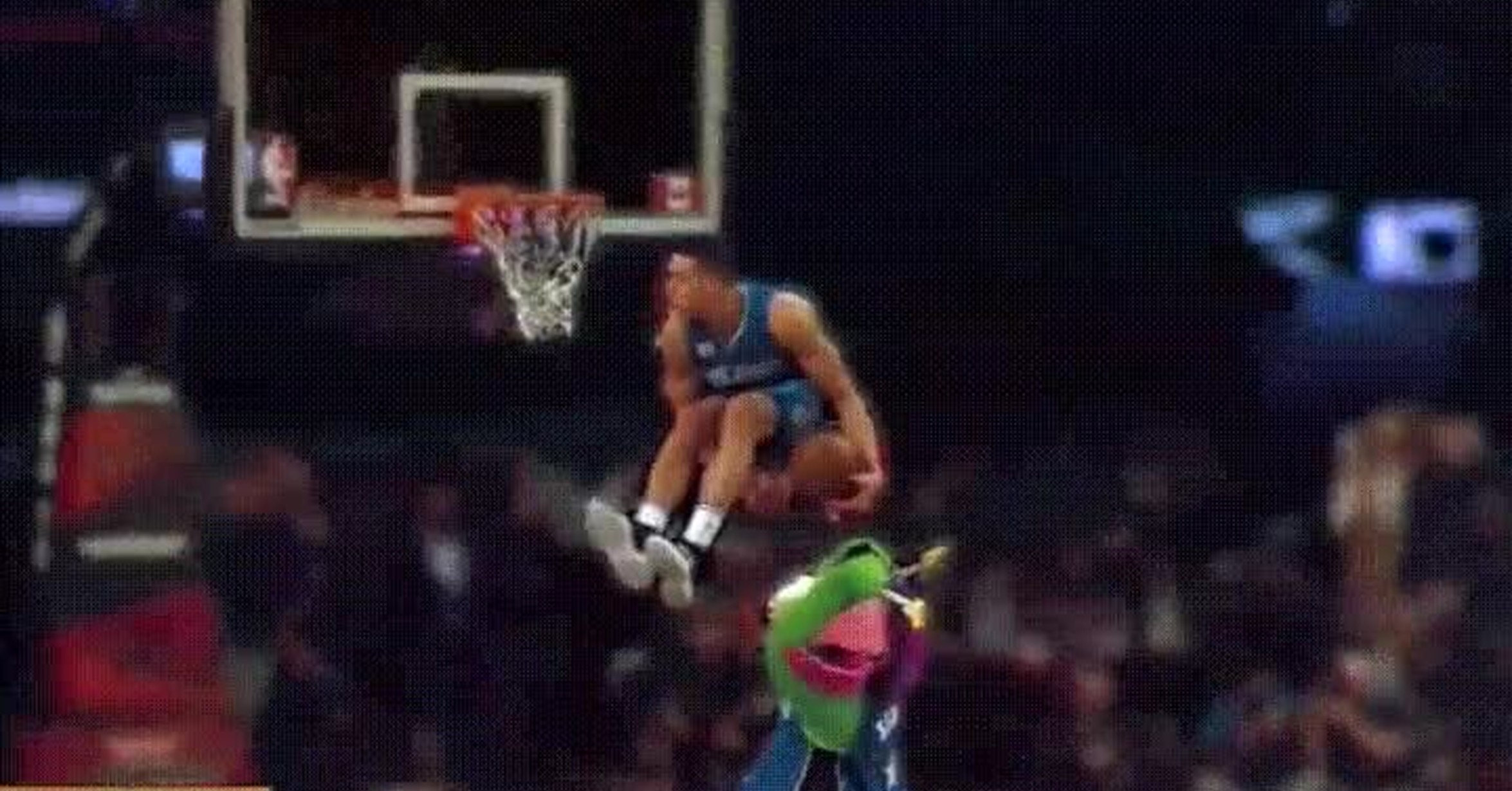 [ MEMEDEPORTES ] GIF: El mate de Aaron Gordon visto en 360 grados ...