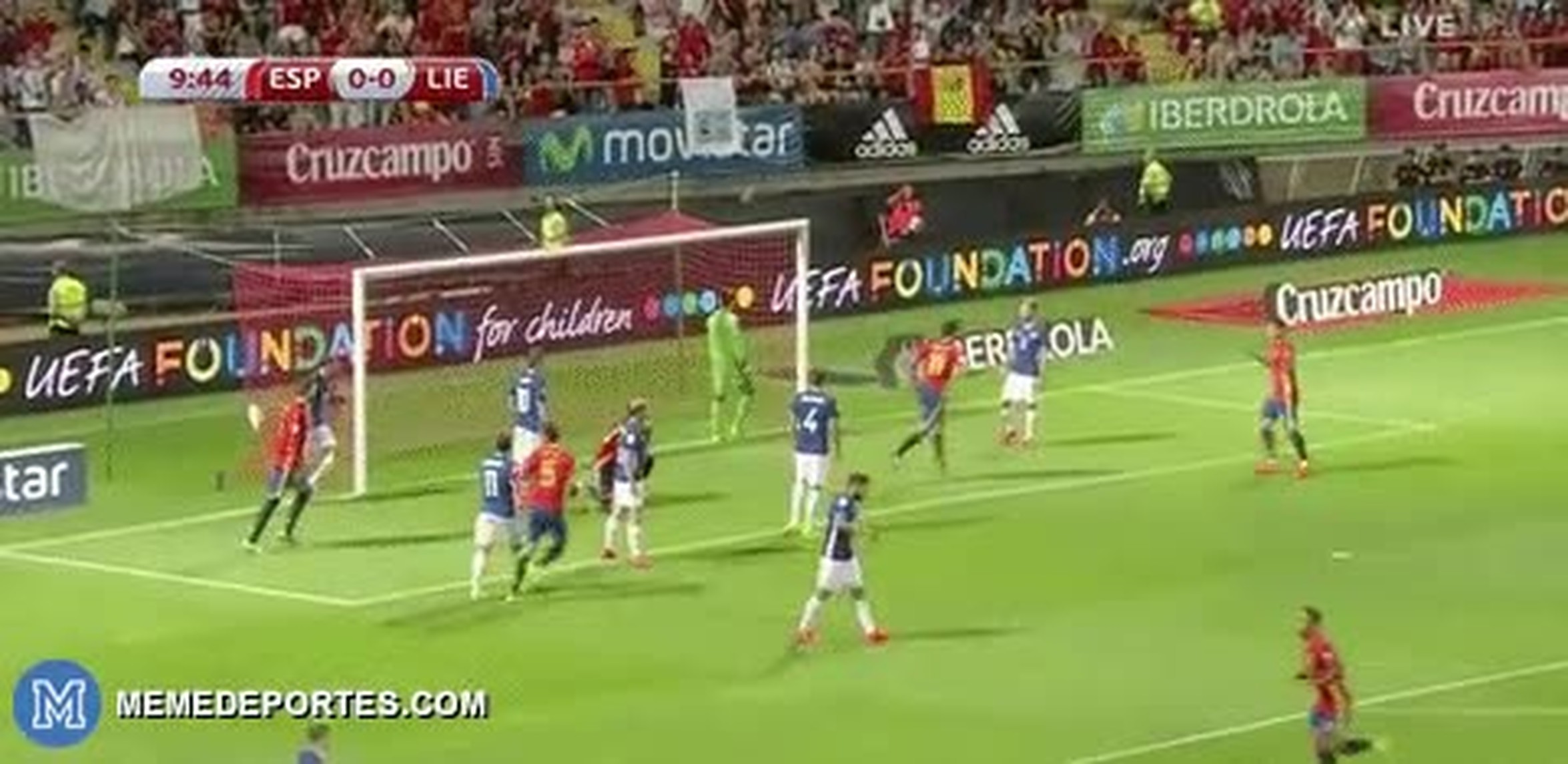 [ MEMEDEPORTES ] GIF: Goooool de Diego Costa que adelanta a España ...
