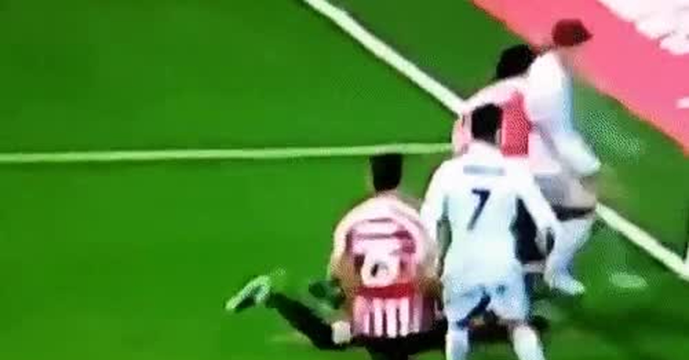[ MEMEDEPORTES ] GIF: Cristiano pidiendo fuera de juego en el gol de Morata