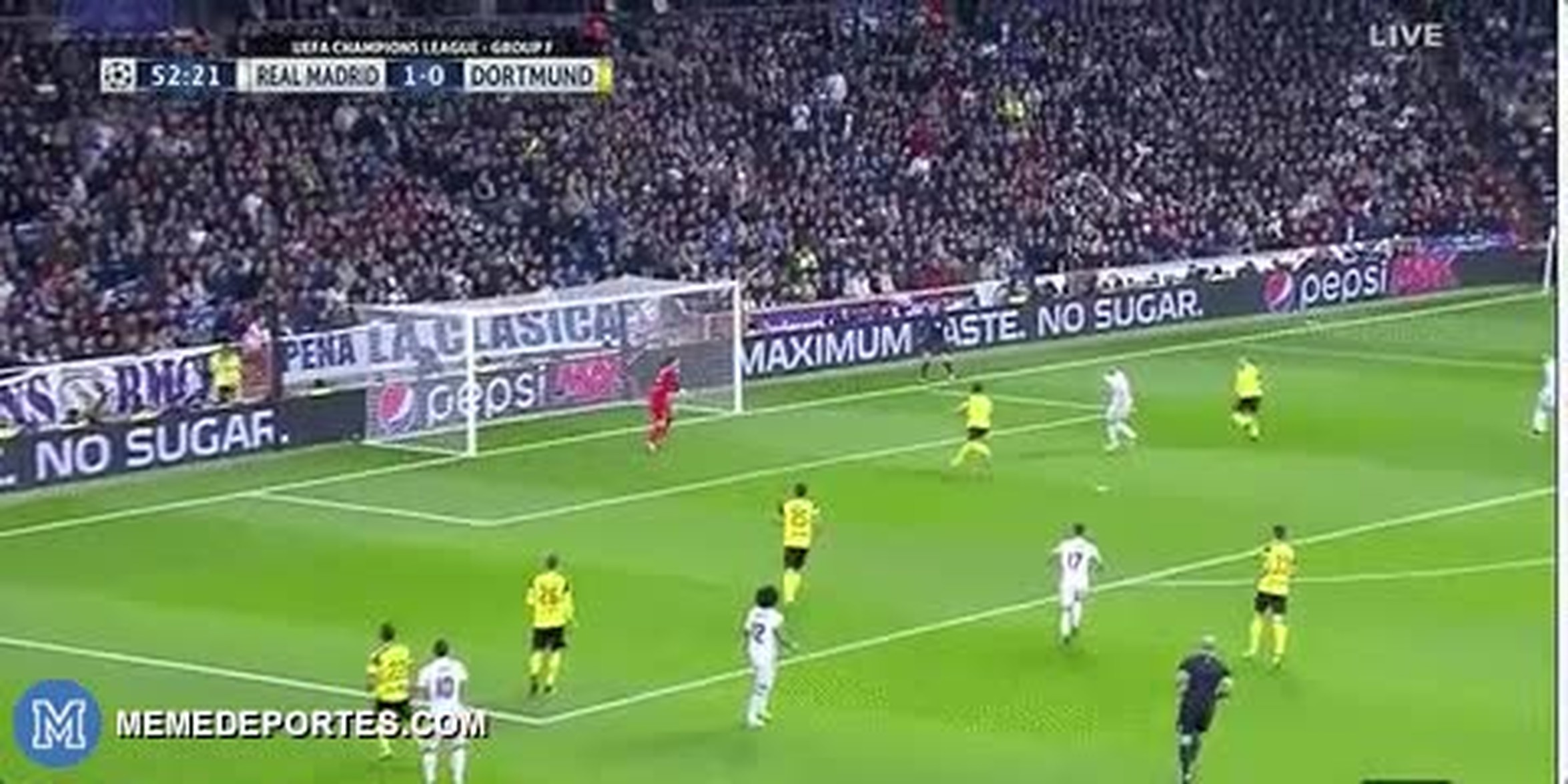 [ MEMEDEPORTES ] GIF: Gooooool de Benzema que consigue su doblete