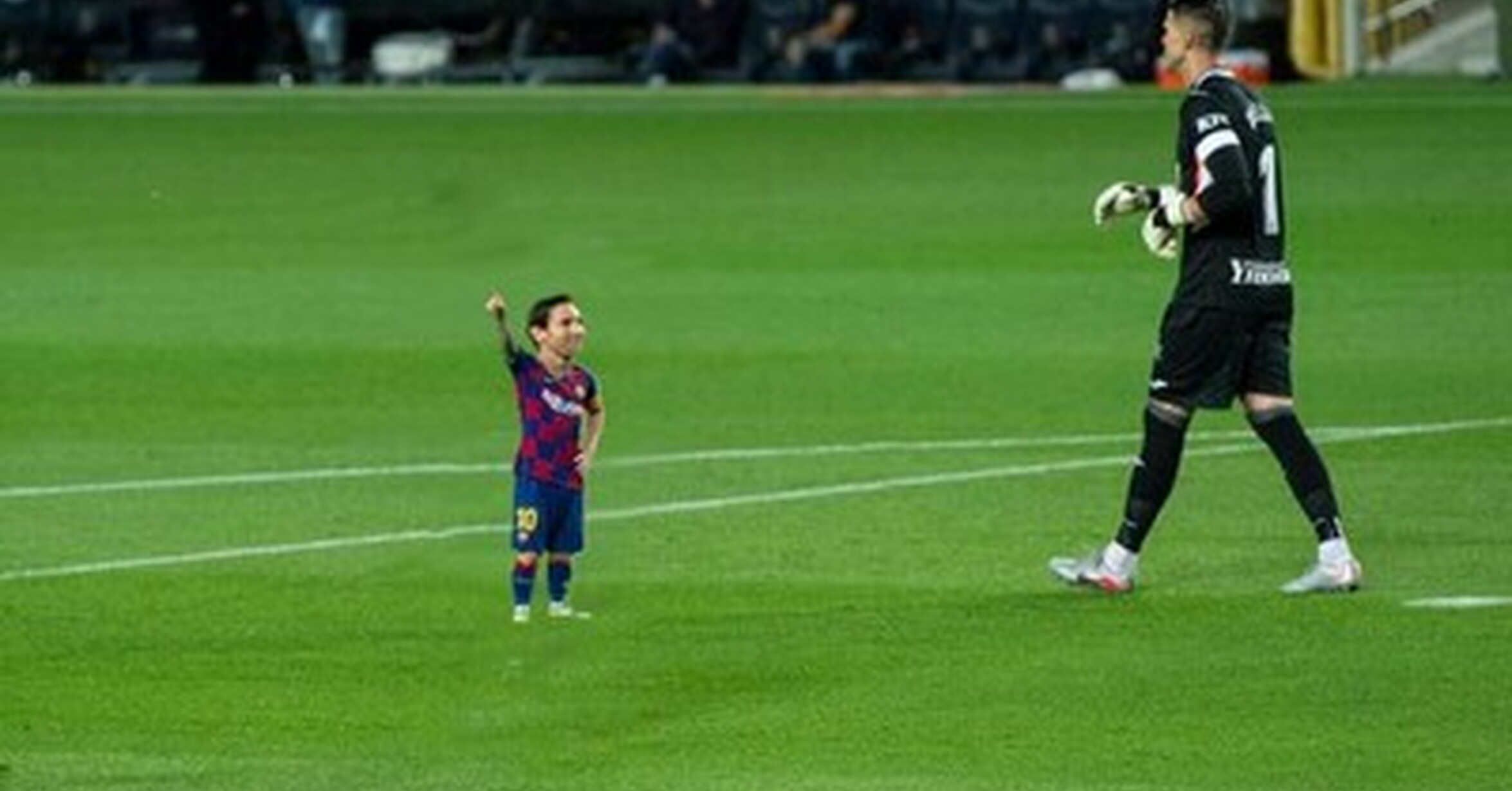 [ MEMEDEPORTES ] Messi chiquito vs Alavés