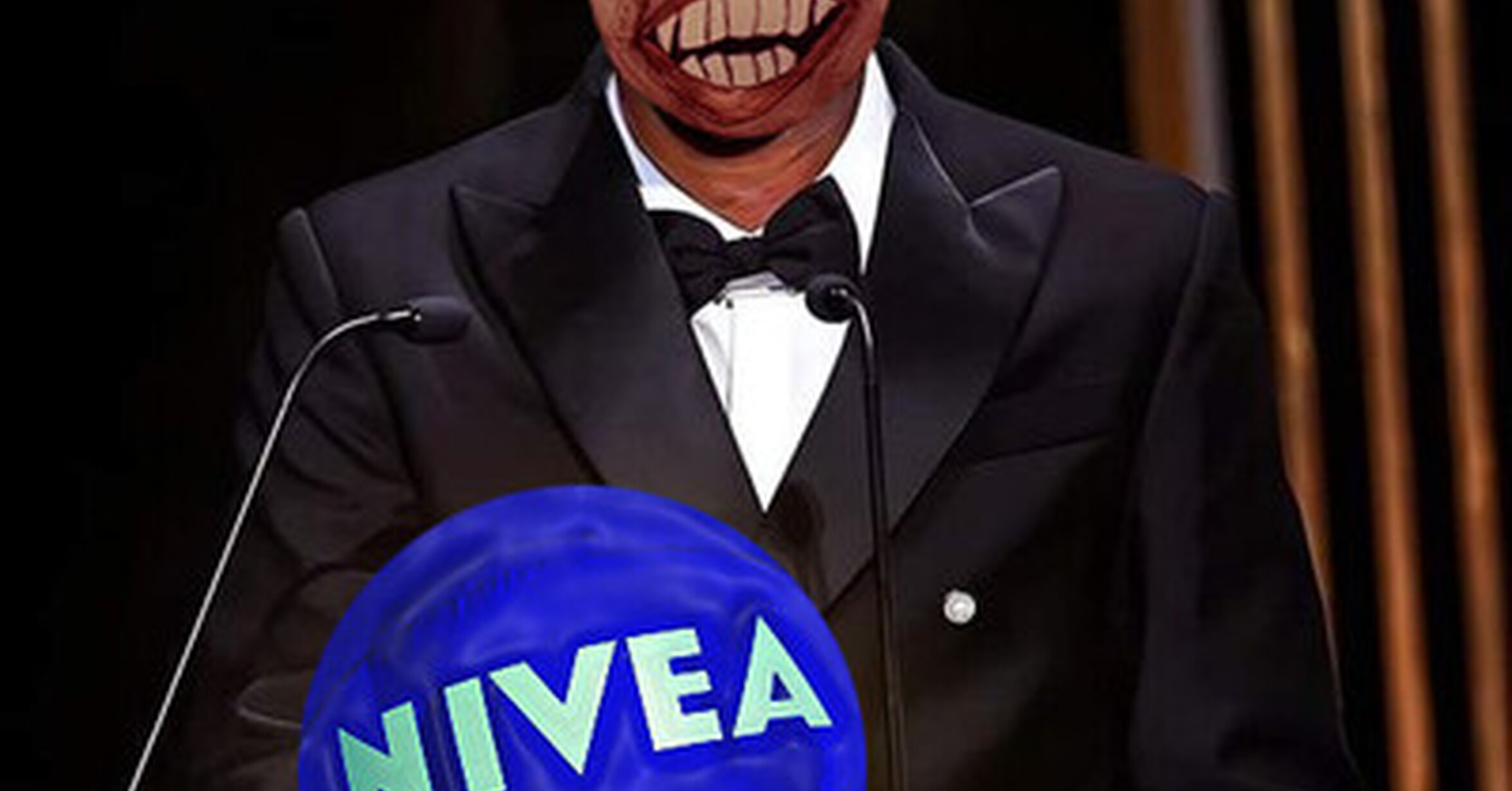 [ MEMEDEPORTES ] Vinicius Balón de playa