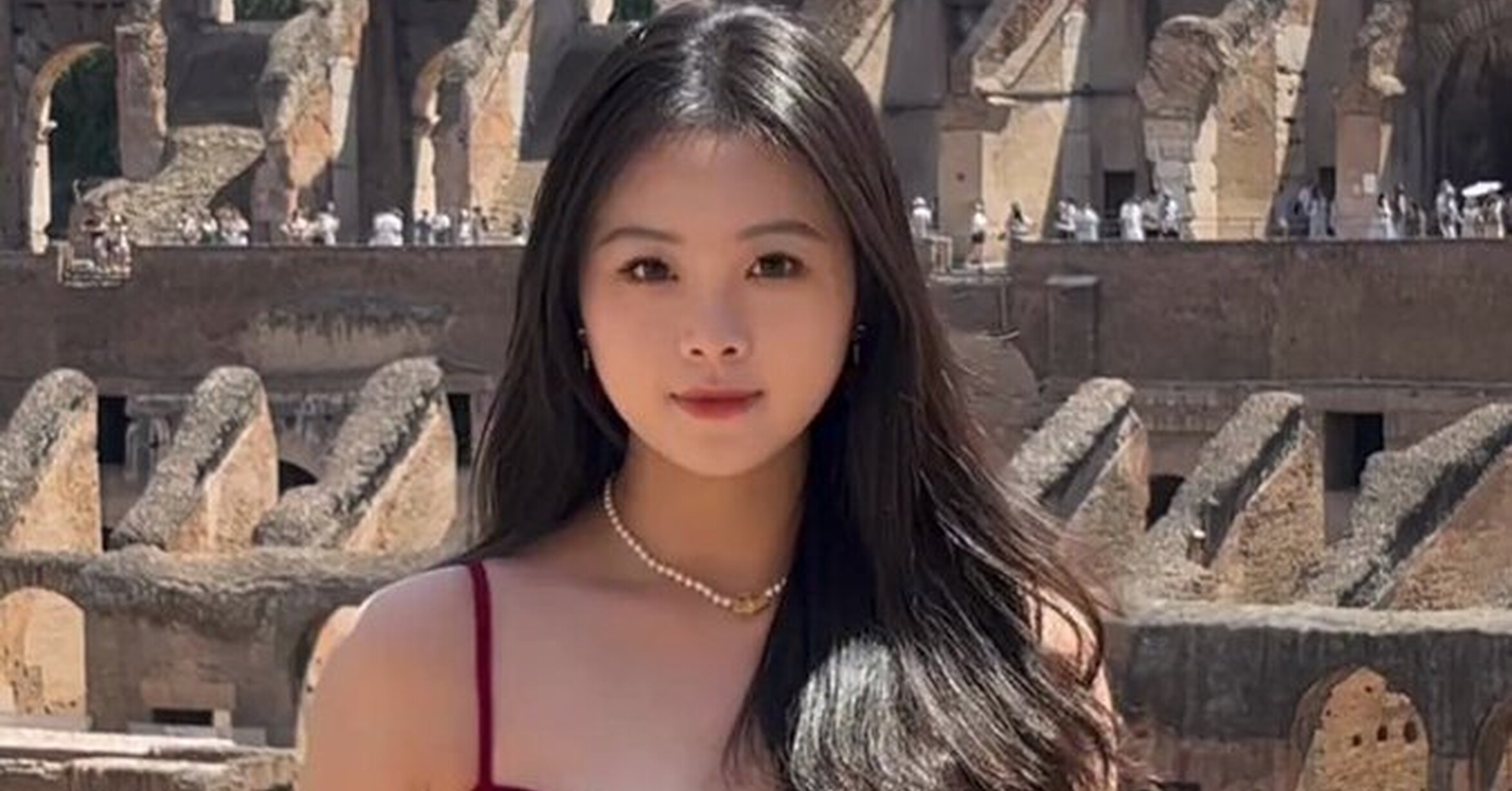 VEF > Visto en las Redes > La nueva moda entre las asiáticas que viajan a Europa