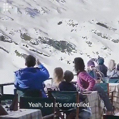 Cuánto cabrón / ¿Pero quién ha diseñado esta basura?