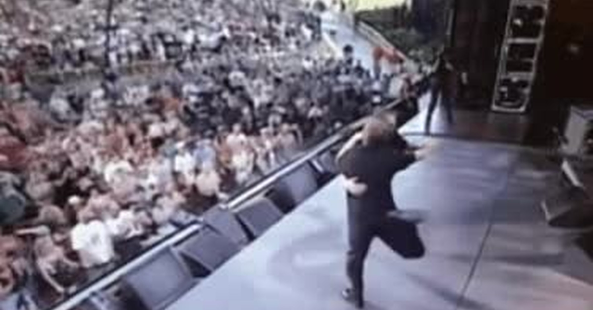 ¡Vaya GIF! / Yo y mi compañero de curro los viernes a última hora