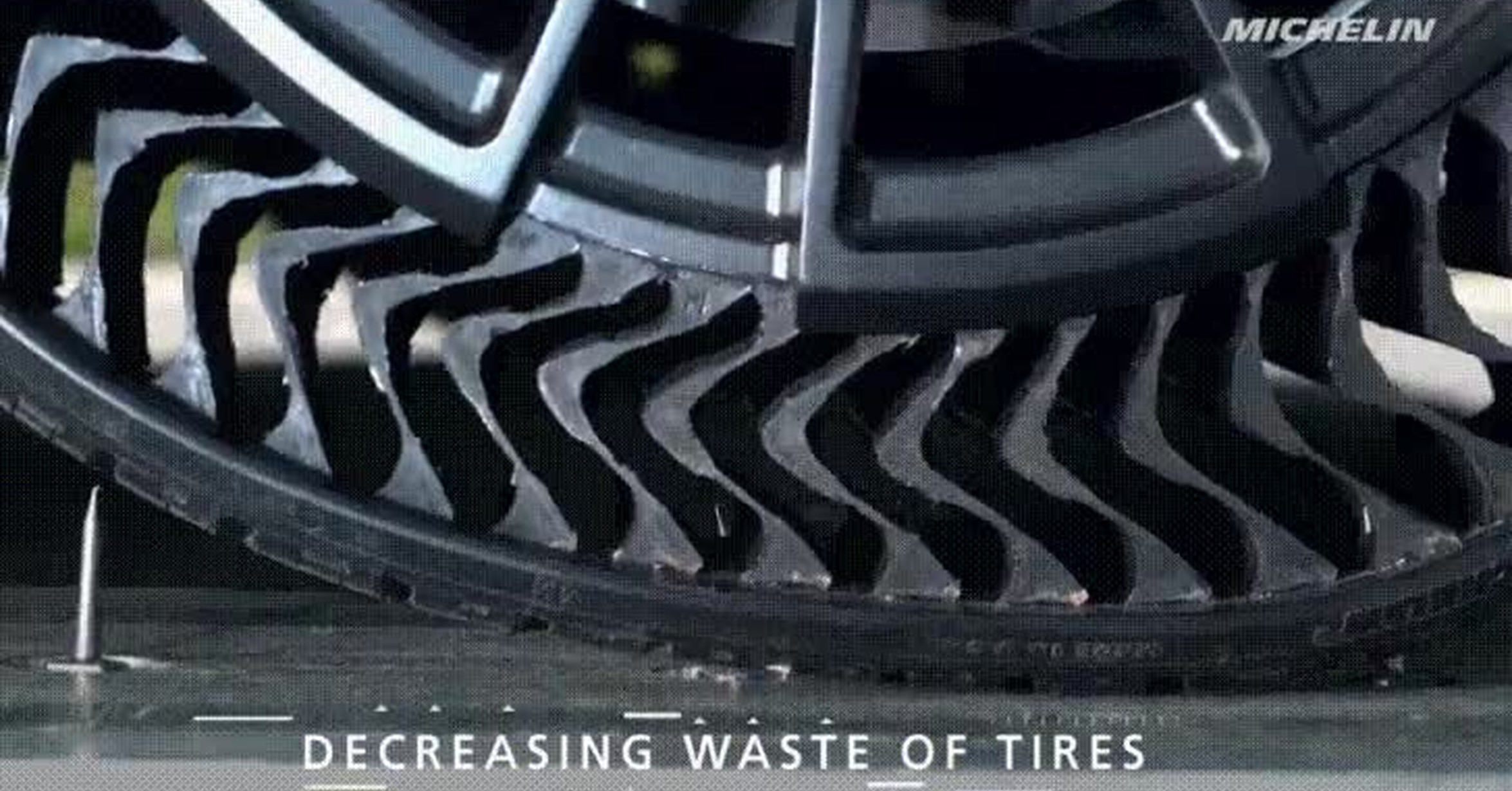 ¡Vaya GIF! / Han creado el neumático prácticamente indestructible