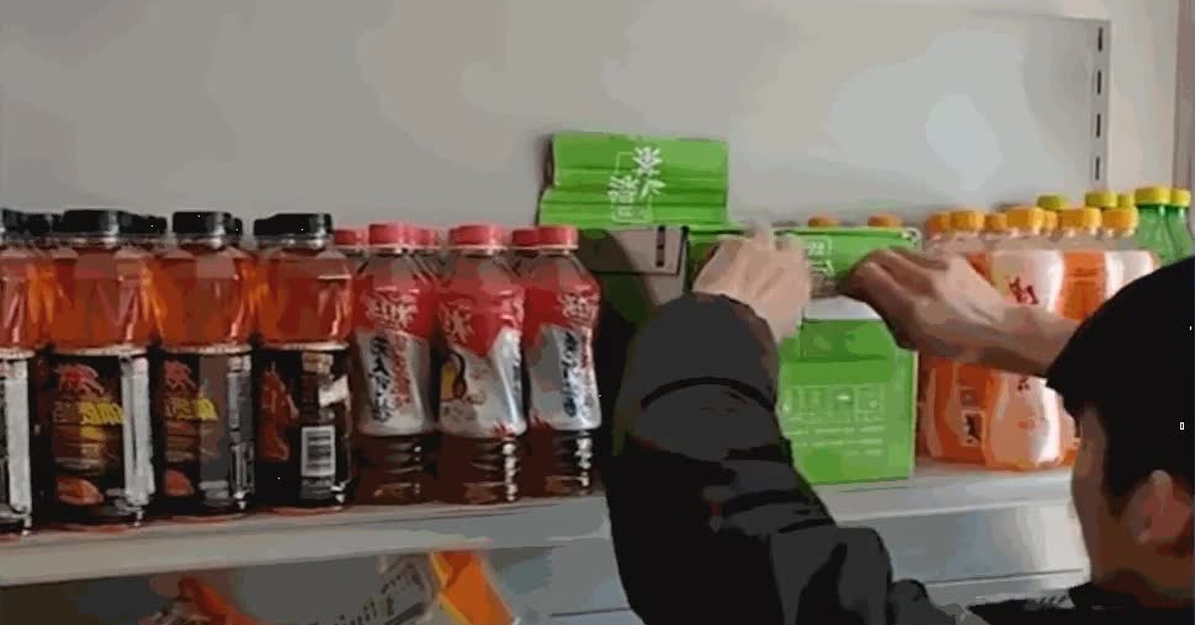 ¡Vaya GIF! / Truco para cuando trabajas como reponedor en una tienda