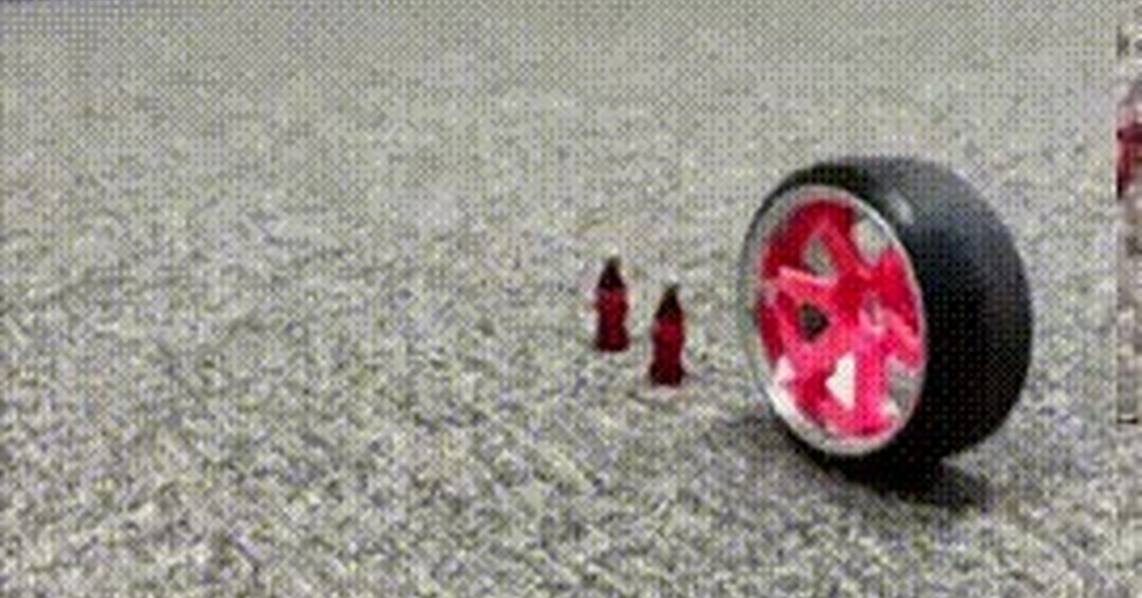 ¡Vaya GIF! / Precisión absoluta con un coche radiocontrol