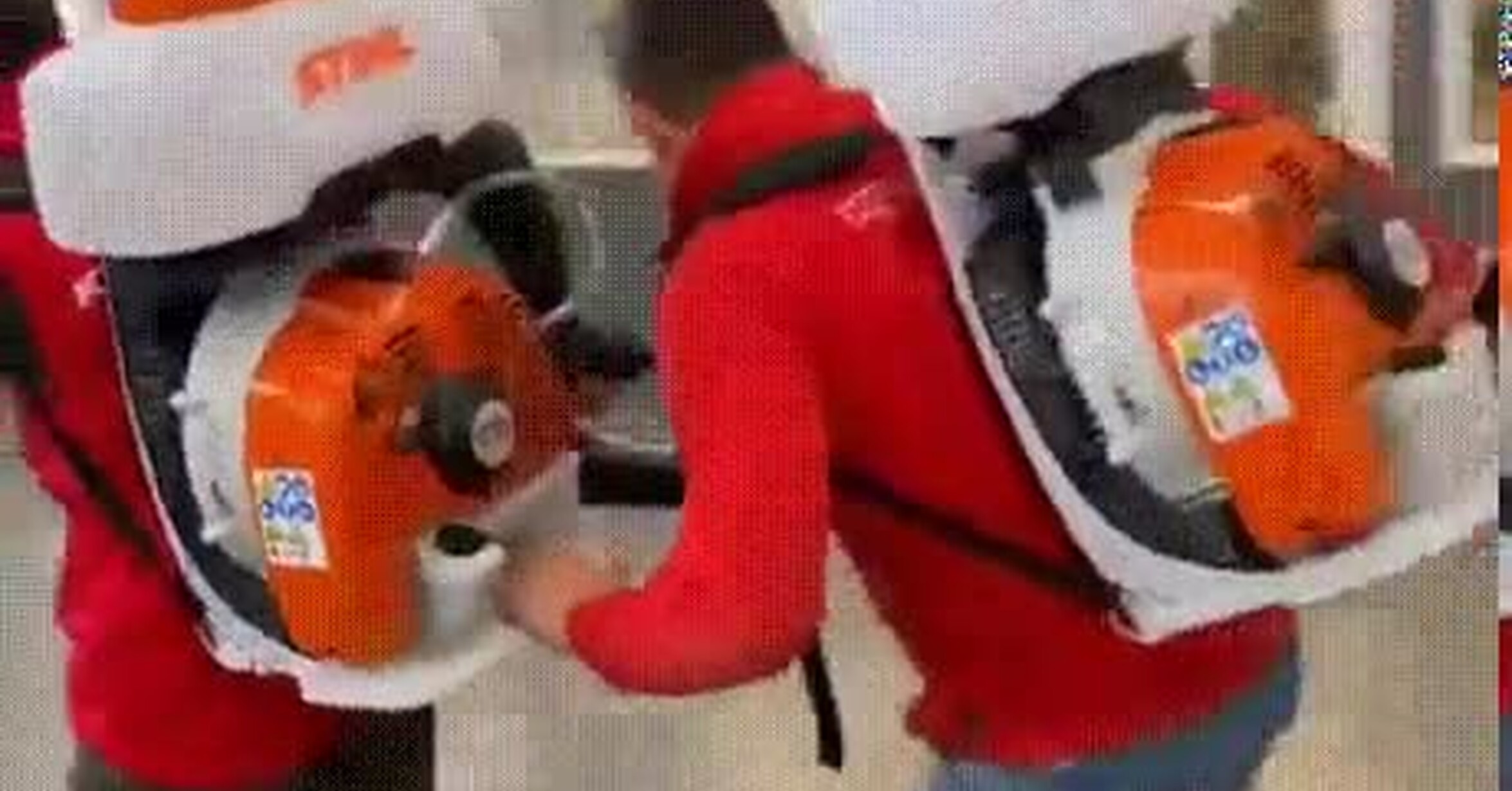 ¡Vaya GIF! / Se nota que se lo pasan bien en el trabajo